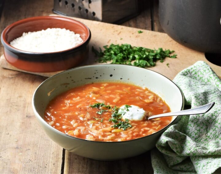 Polish Tomato Rice Soup (Pomidorowa z Ryżem) - Everyday Healthy Recipes