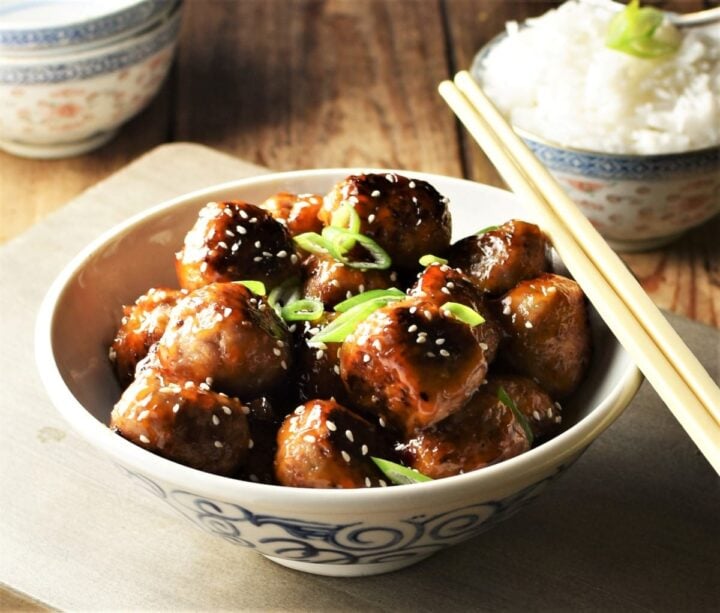 Asian Meatballs with Sweet Chilli Glaze - Everyday Healthy Recipes