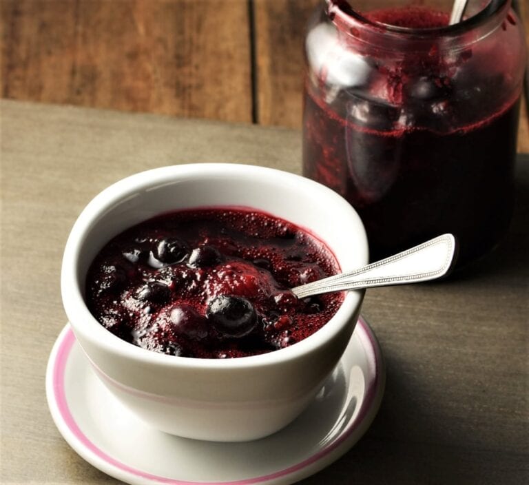 How to Make a Simple Fruit Compote - Everyday Healthy Recipes
