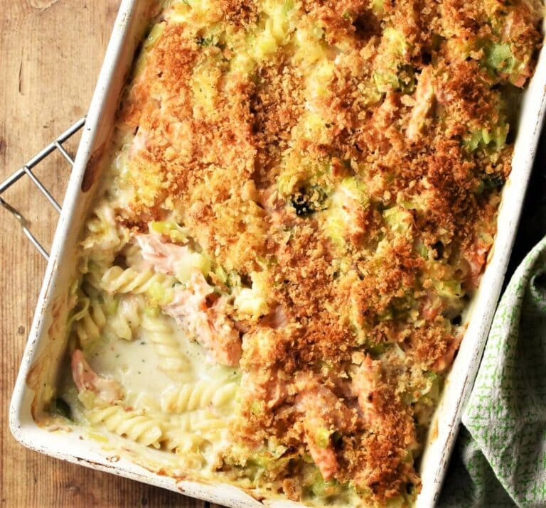 Creamy Salmon Pasta Bake (Healthy) - Everyday Healthy Recipes