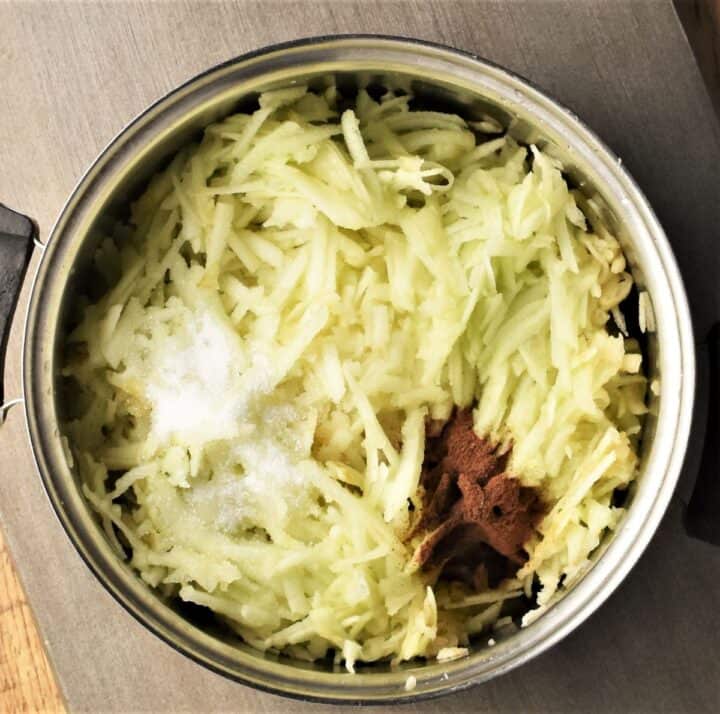 Polish Rice with Apples (Ryz z Jablkami) - Everyday Healthy Recipes