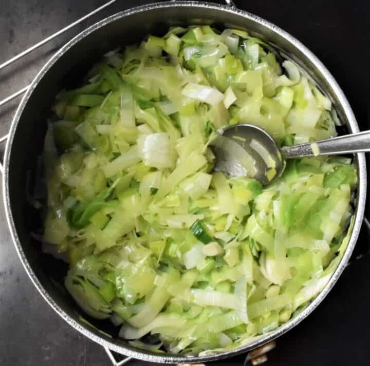 Chunky Leek and Cauliflower Soup - Everyday Healthy Recipes